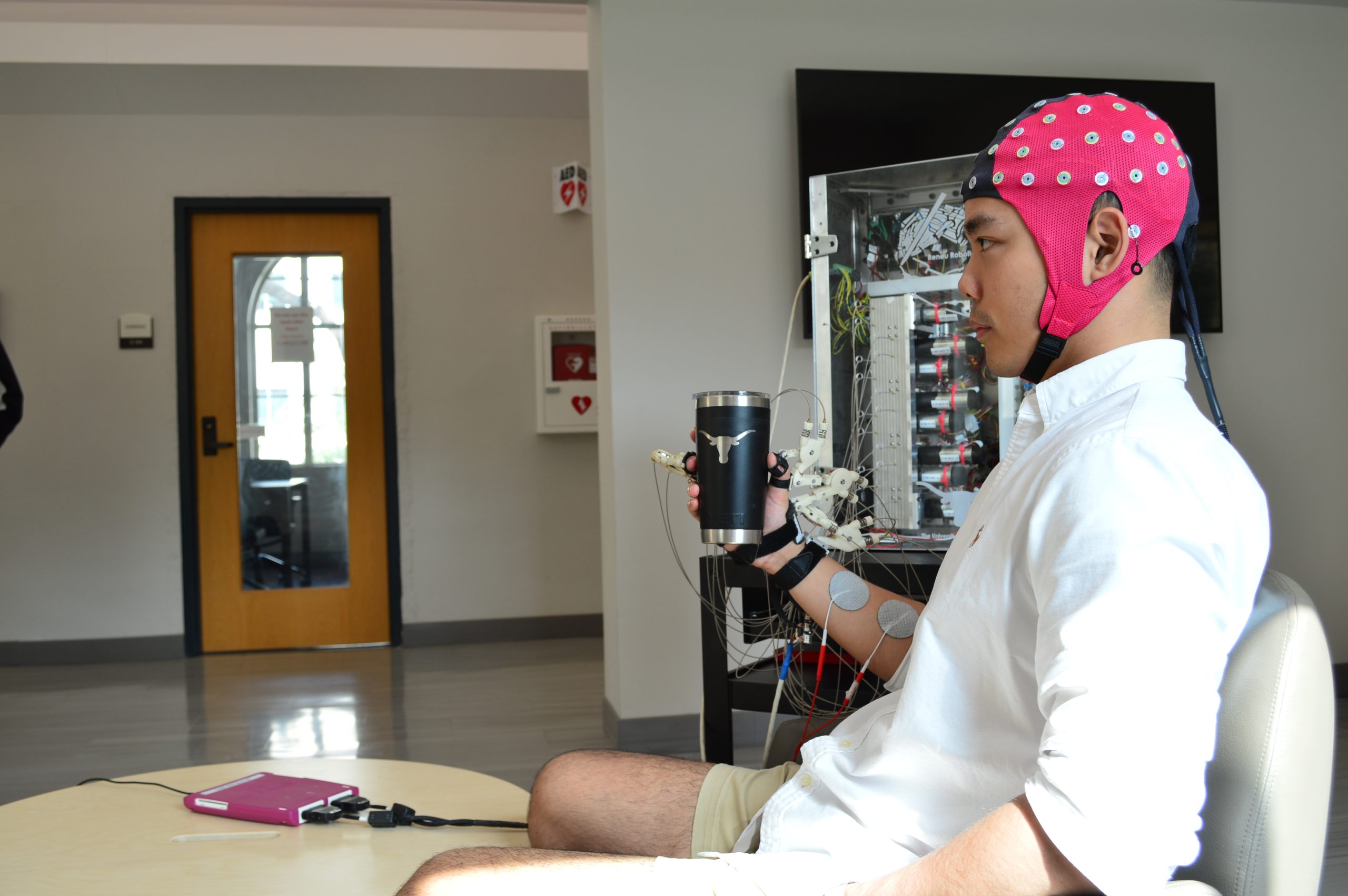 Brain-Controlled Hand Exoskeleton - AI for Good