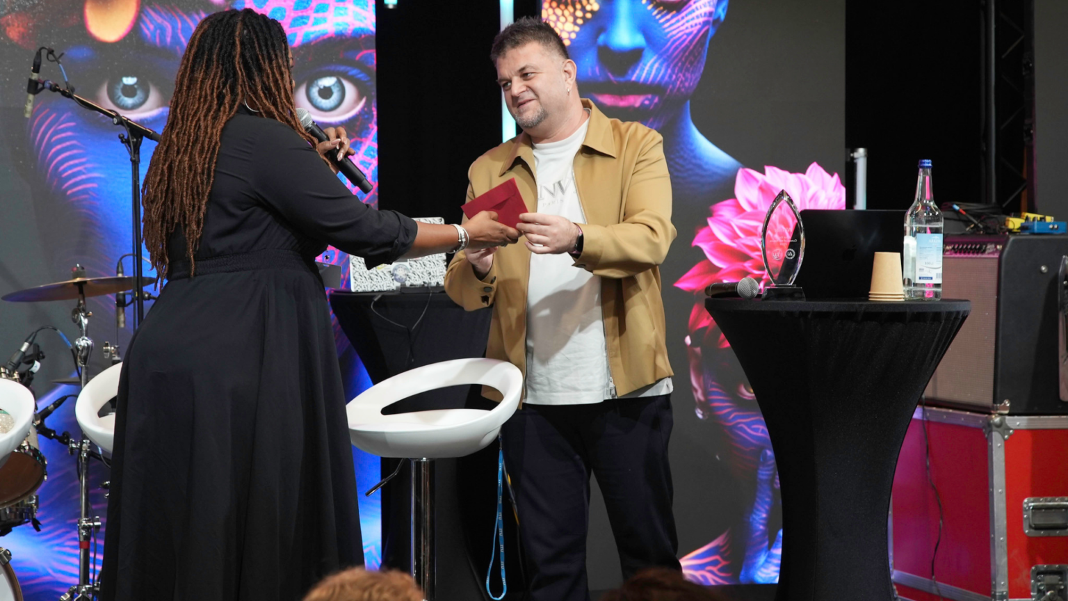 Celebrating Excellence in AI Art: Baris Gencel's Vision - AI for Good